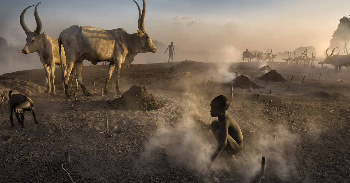 Mundari – ANA ROBLES Photography